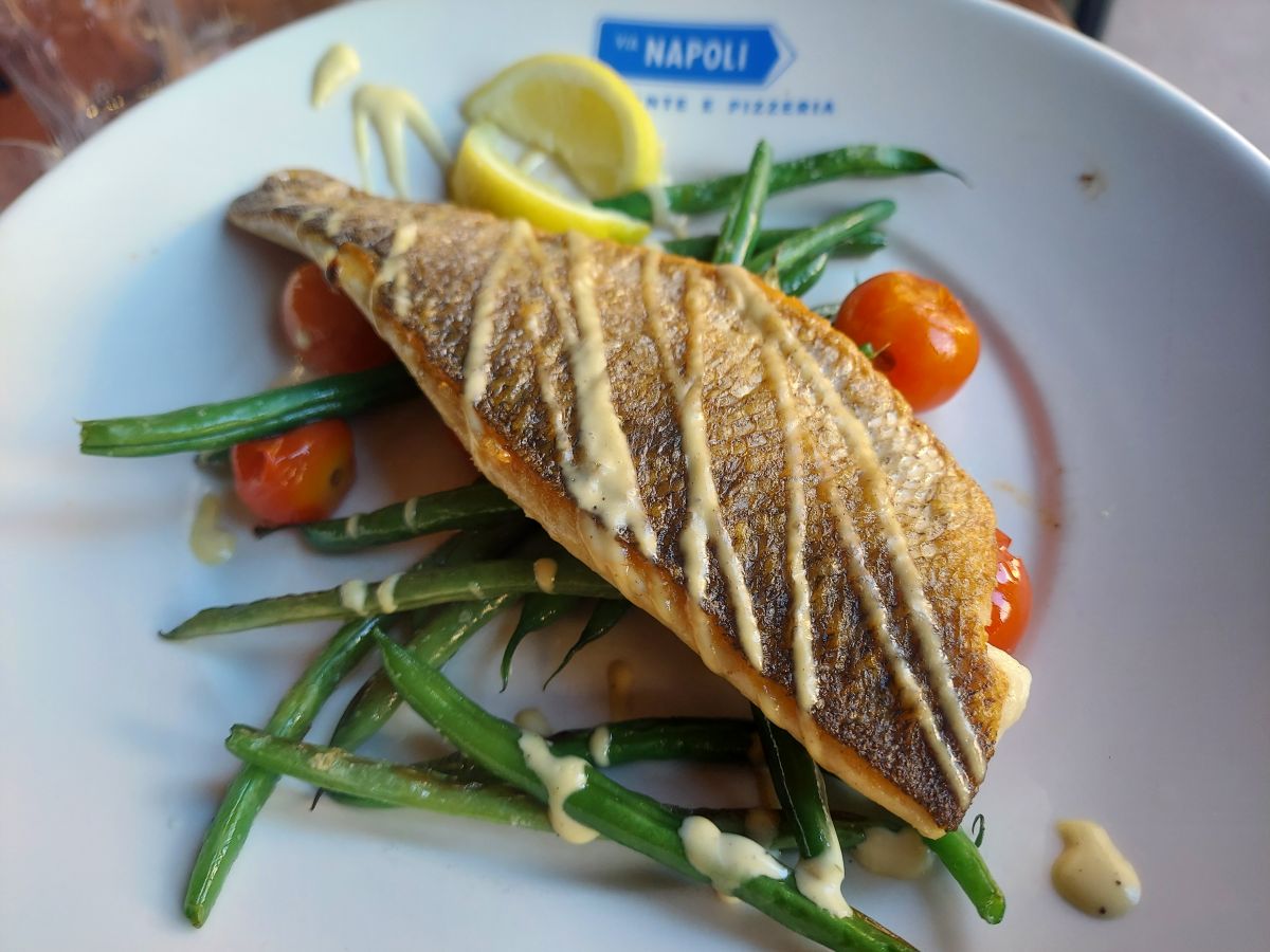 Via Napoli Epcot: Seafood Review Inside the Park
