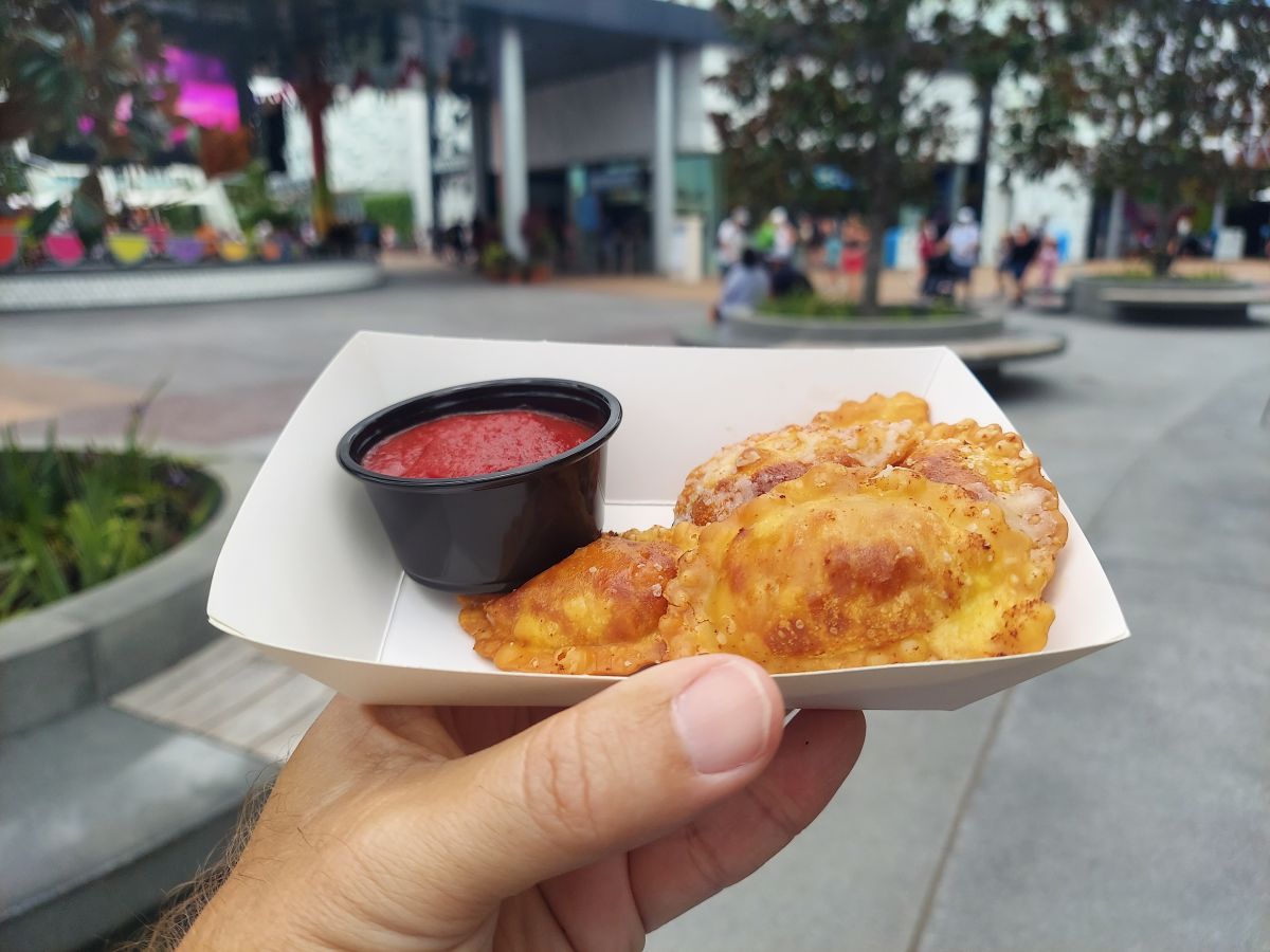 Grab-N-Goof Epcot: GoofyCore Snacks for Cool Kid Summer