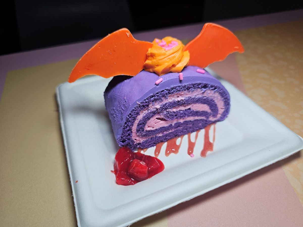 Figment Fantasy Cake Review: Epcot Festival of the Arts
